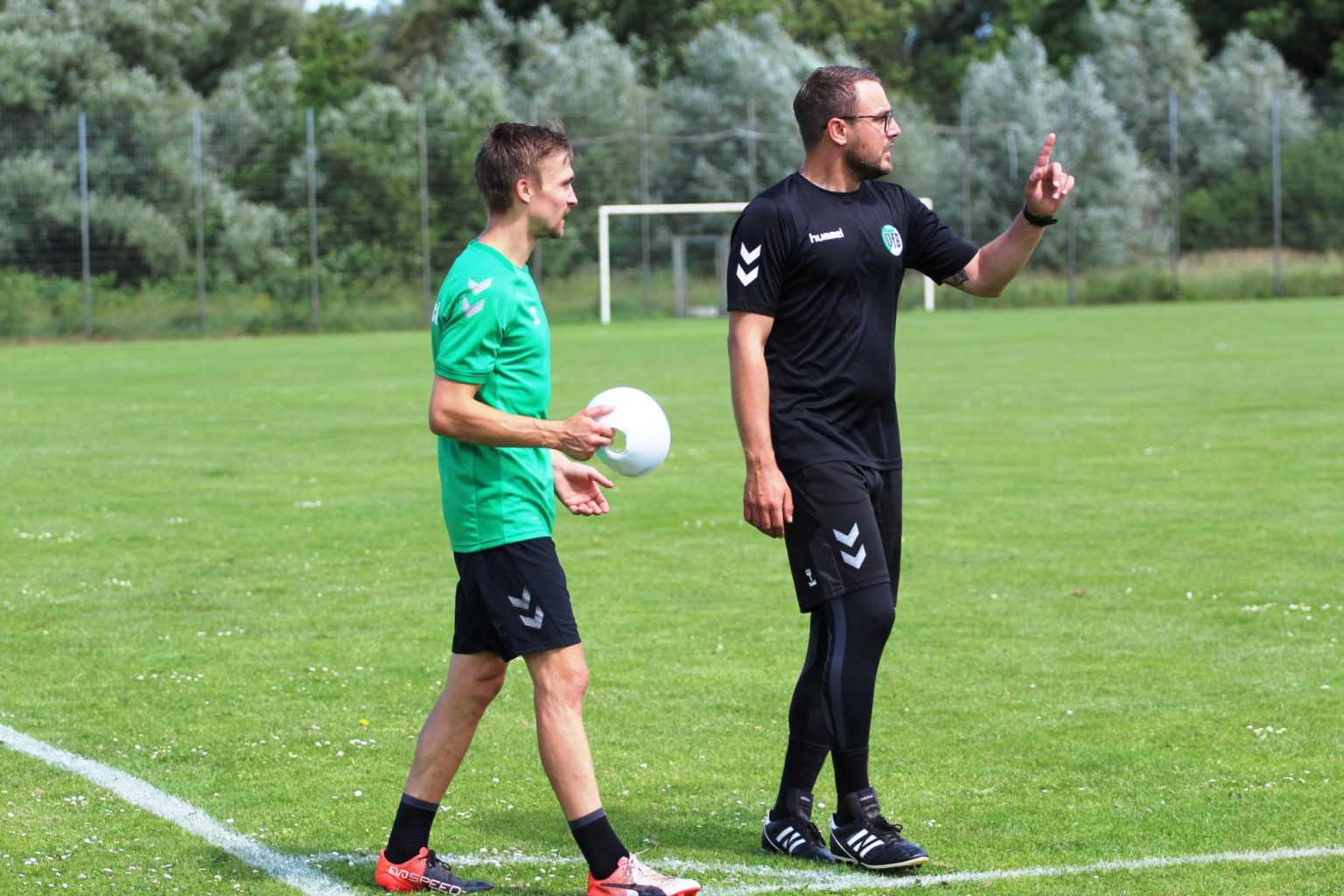 VfB: Neuer Athletik- und Torwart-Trainer – 14 Personen im Team hinter ...