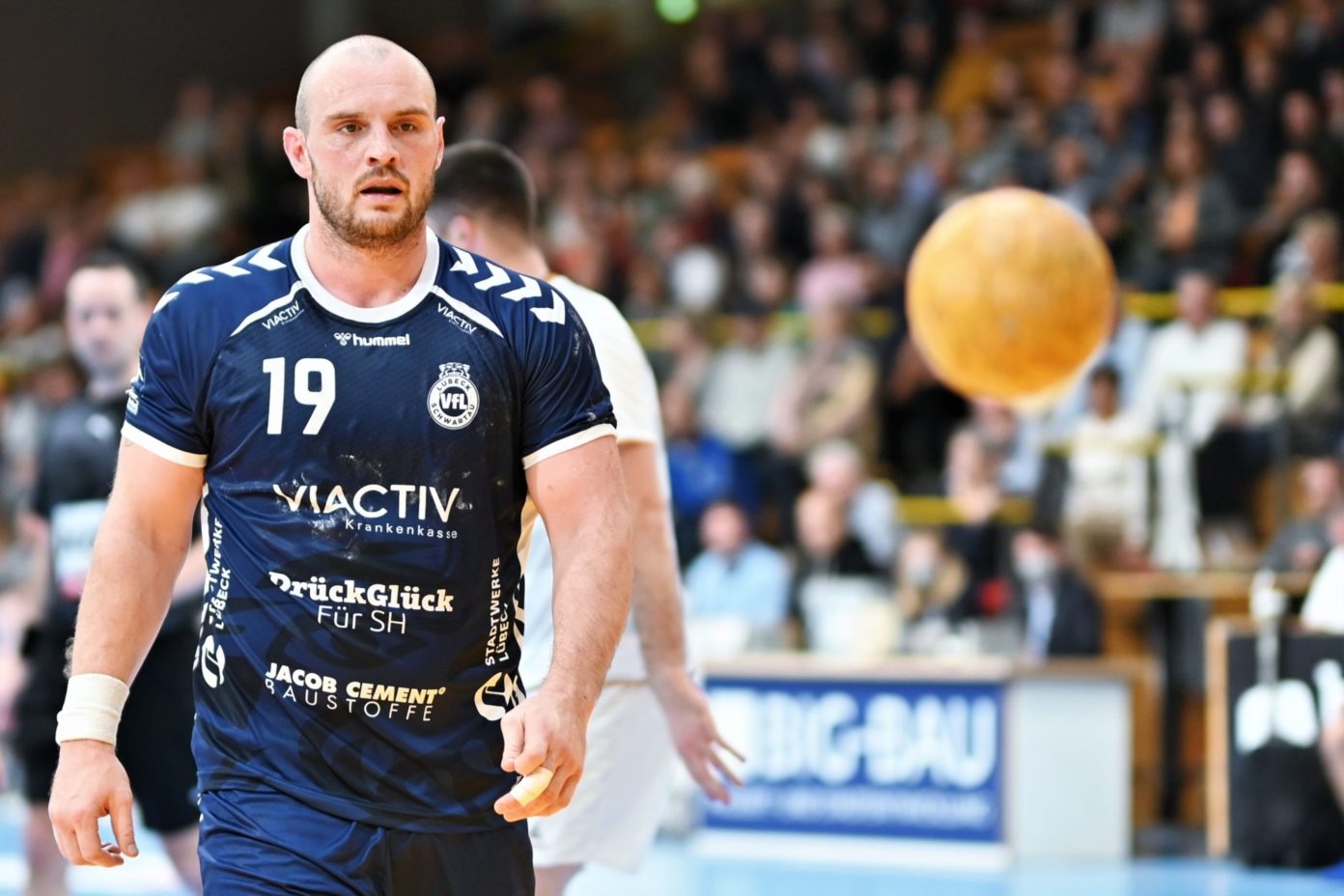 Emotionales Abschiedsspiel für Jan Schult in der „Hansehölle“ › HL-SPORTS