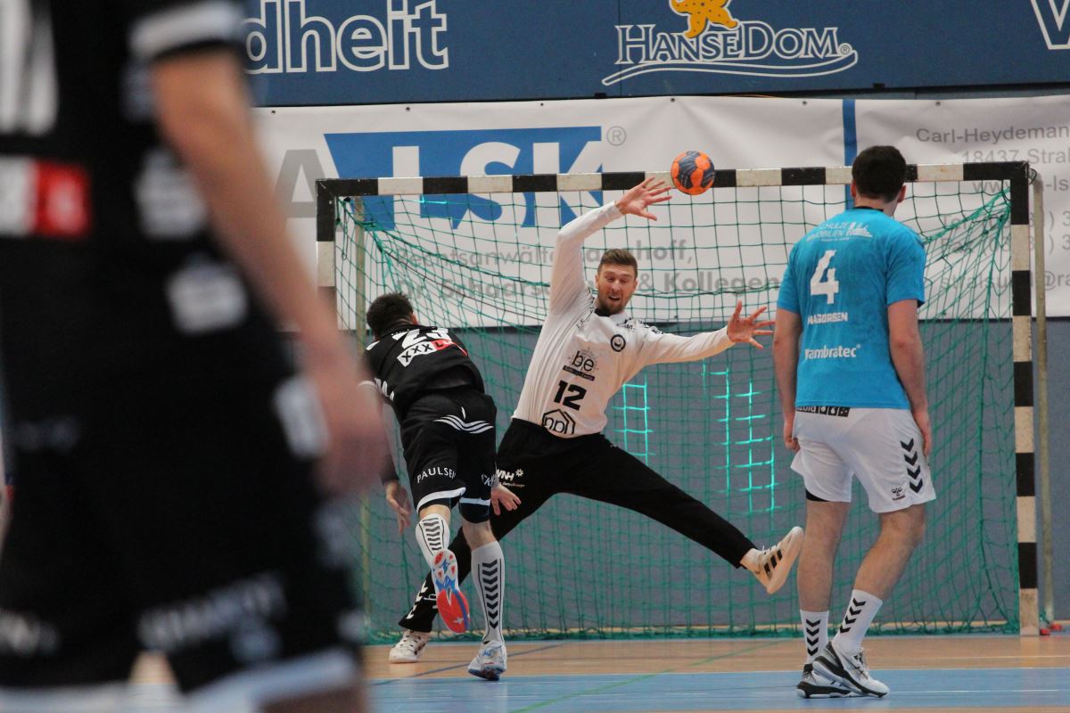 Kleinigkeiten entscheiden Spiel zwischen HSG Ostsee und Stralsund › HL ...