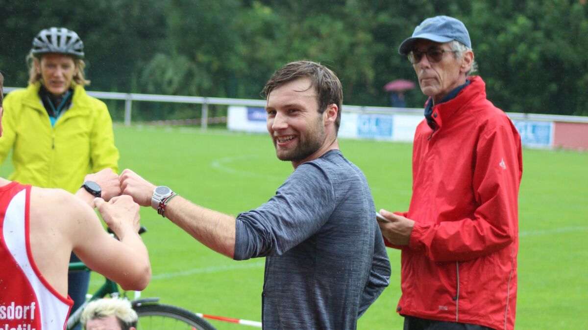 Wie in den Vorjahren: Simon Müller gewinnt Travelauf › HL-SPORTS