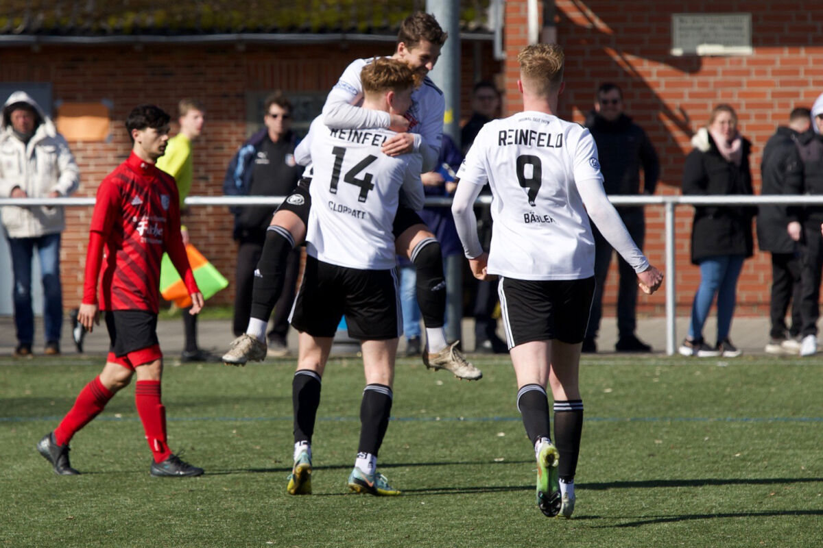 Reinfeld bestätigt Spitzenposition – „Phönix hat uns ein ums andere Mal ...