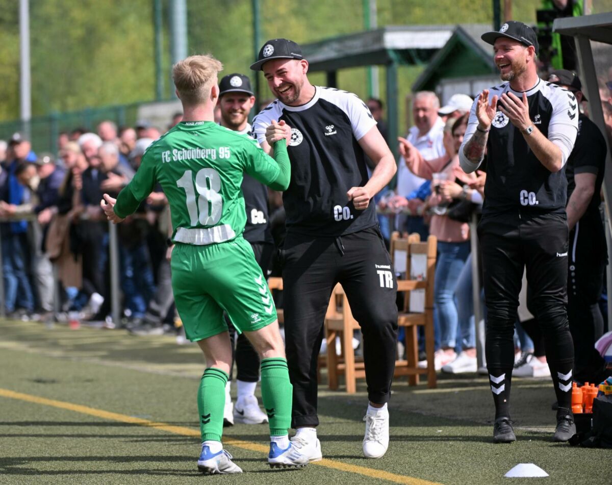 4:1-Sieg für FC Schönberg 95 im Wiederholungsspiel › HL-SPORTS
