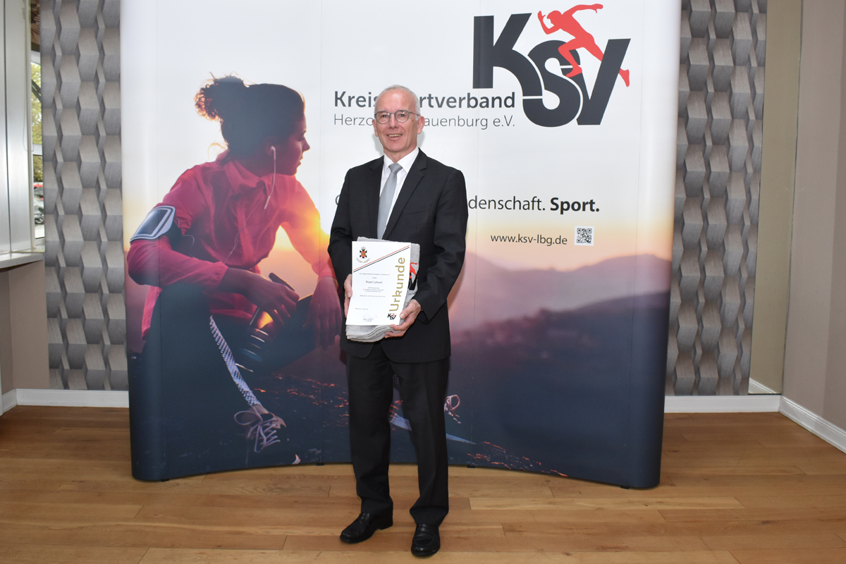 Ein Weltmeister und weitere 130 erfolgreiche Sportler geehrt › HL-SPORTS