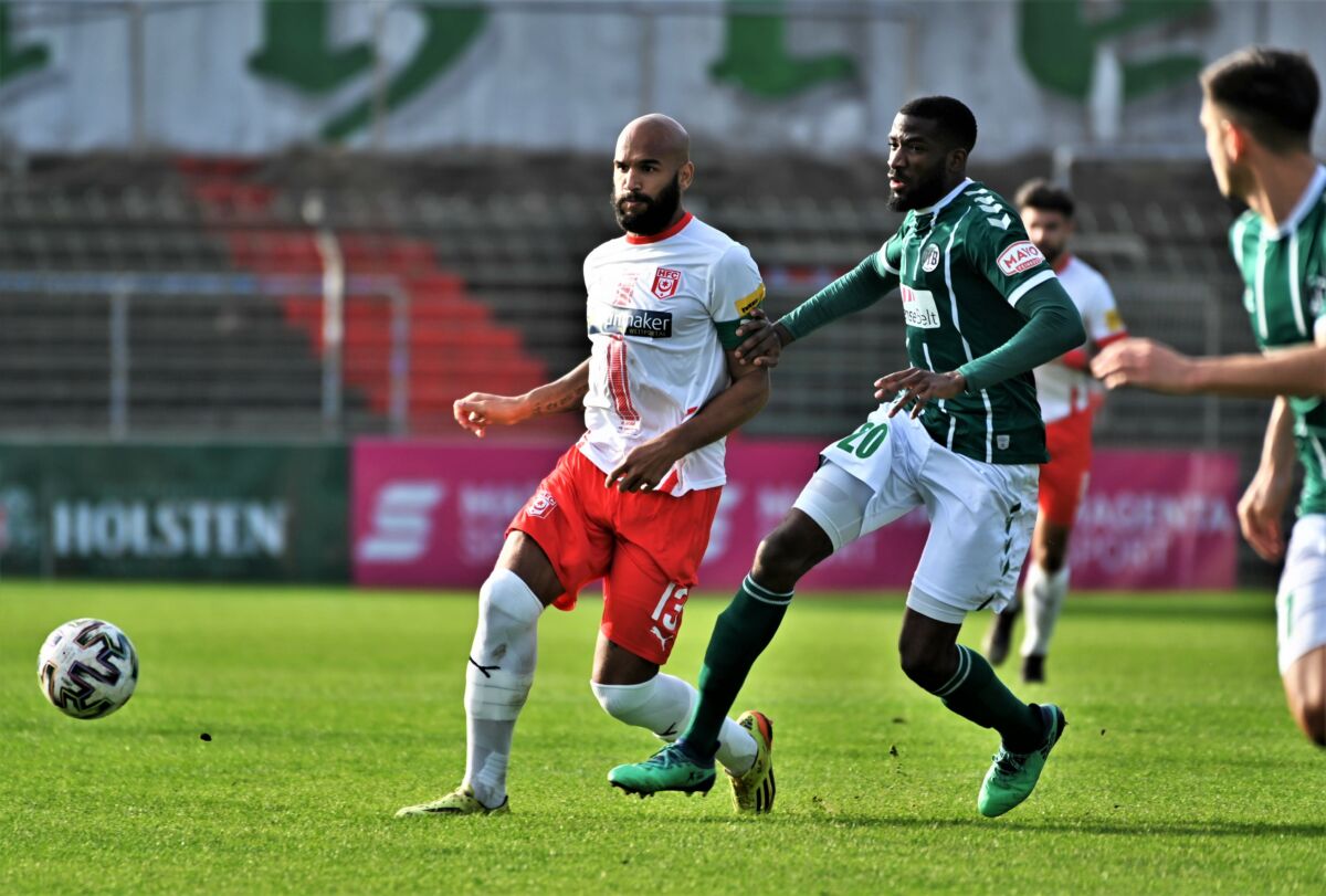 Statt Glotze lieber VfB Lübeck! „Jeder Lübecker, jeder VfB-er der es ...