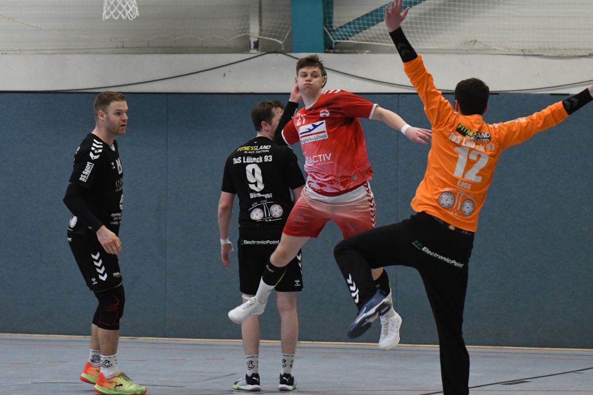 Zweite des VfL Lübeck-Schwartau im Derby beim TuS unterlegen › HL-SPORTS